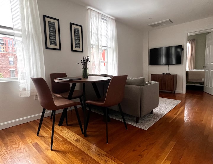 Apartment In Boston's North End - Boston, MA