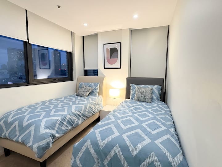 Central Melbourne | 2b2b + Easy Access To Cbd - Melbourne