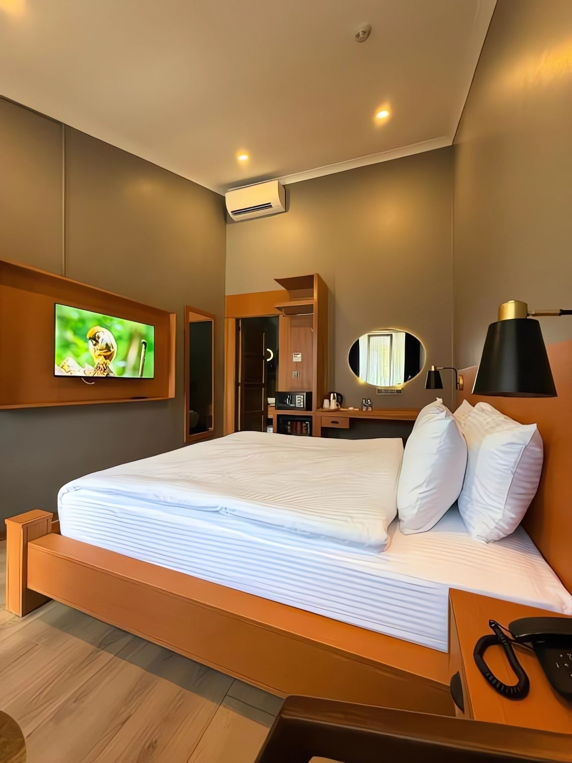 Navy Inn & Bungalows Deluxe Room - Hotels for Rent in Arnavutköy ...
