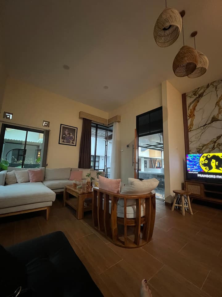 Villa Kayu Indah - Wonosobo