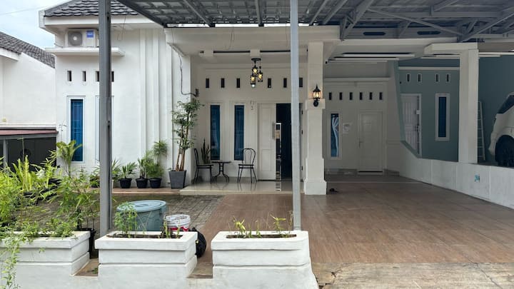 Lin’s Homestay 5 – Lokasi Strategis Bandar Lampung - Kedaton