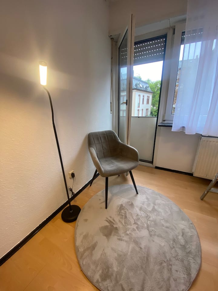 Ein-zimmer-apartment Im Herzen Von Neckarau - Mannheim