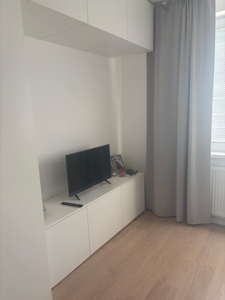 Moderný Apartmán V Petržalke Pre 2-3 Osoby - Pozsony