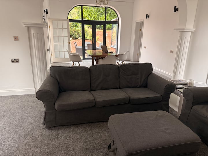 Medstead Lodge-stunning Gardens - Alton