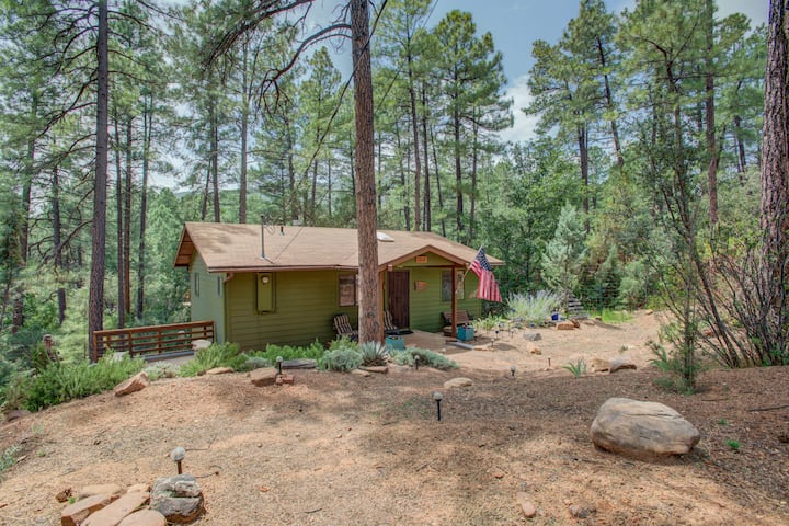 The Green Cabin
* In The Pines * - Pine, AZ