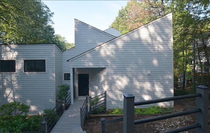 Lakeviewtwinsroom + Private Deck W/ Hot Tub Access - Reston, VA