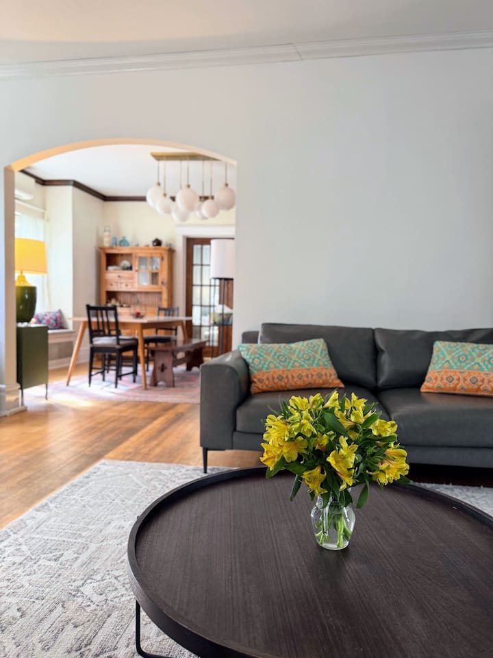 Rust Street Retreat - Eau Claire, WI