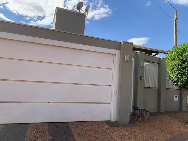 Aluga-se Festa Do Peão Barretos - Barretos