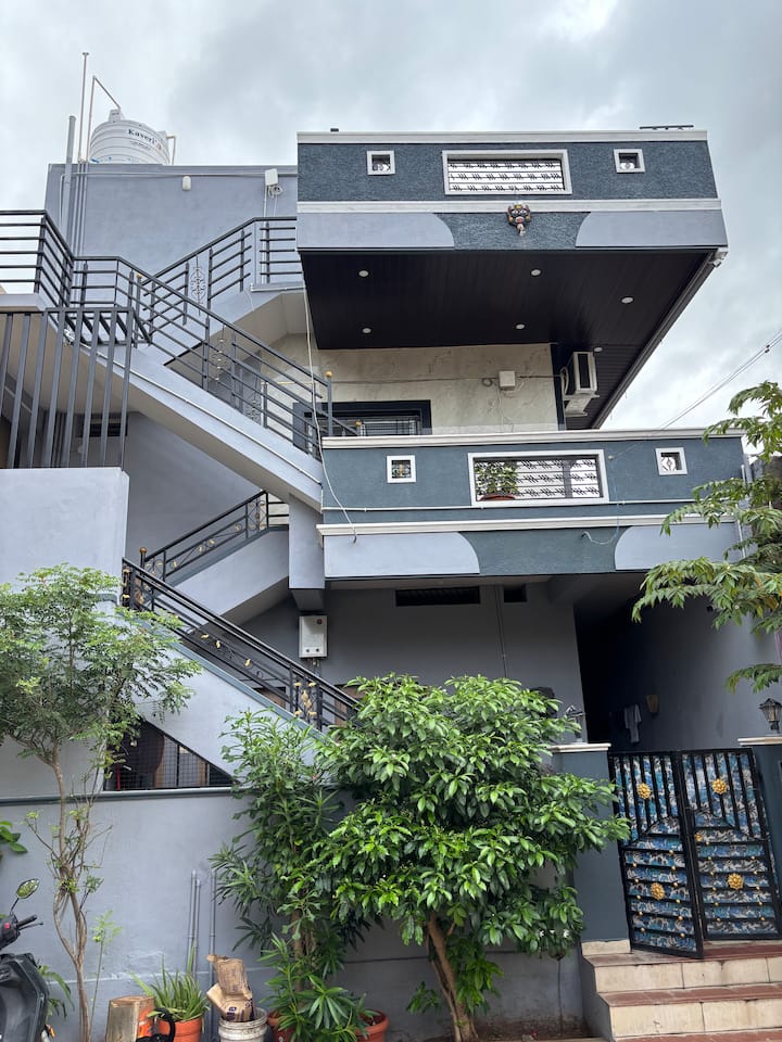 Aras Homestay Hampi - Hampi