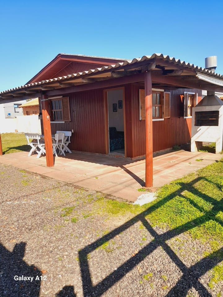 Casa 100 Metros Do Mar - Tramandaí