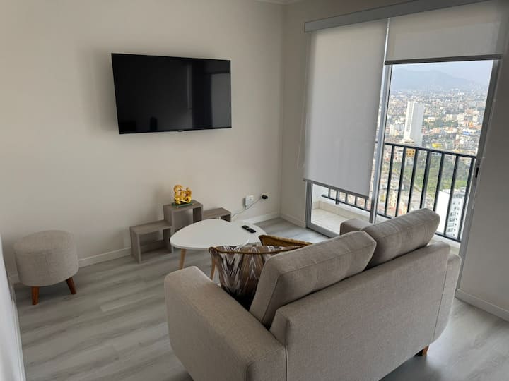 Moderno, Céntrico Y Como En Casa - Lima