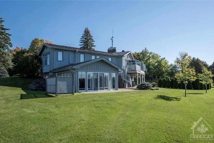 Country Retreat - Indoor Pool - Hawkesbury