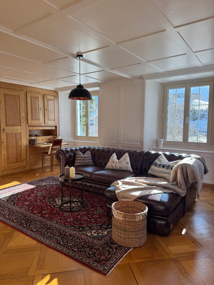 Grosszügige Ferienwohnung - Historisch & Stilvoll - Canton of Glarus