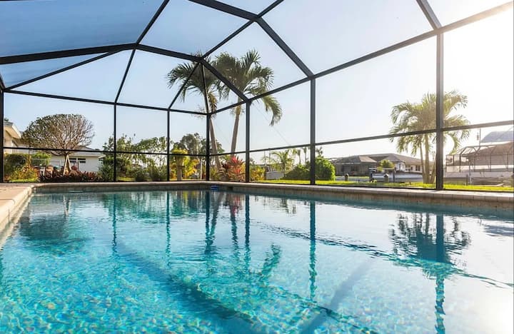 European Artistic Retreat - Cape Coral, FL