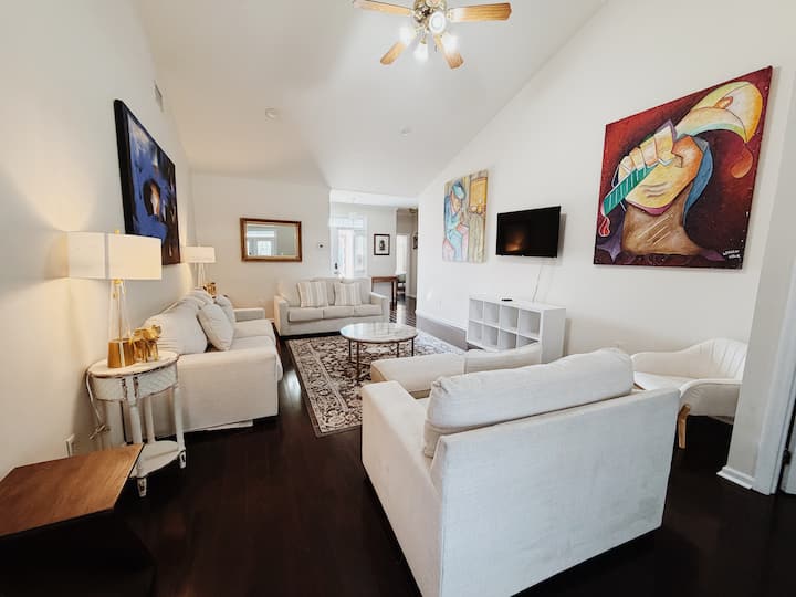 Spacious 3br Home Big Kitchen • Safe Neighborhood - Valdosta, GA