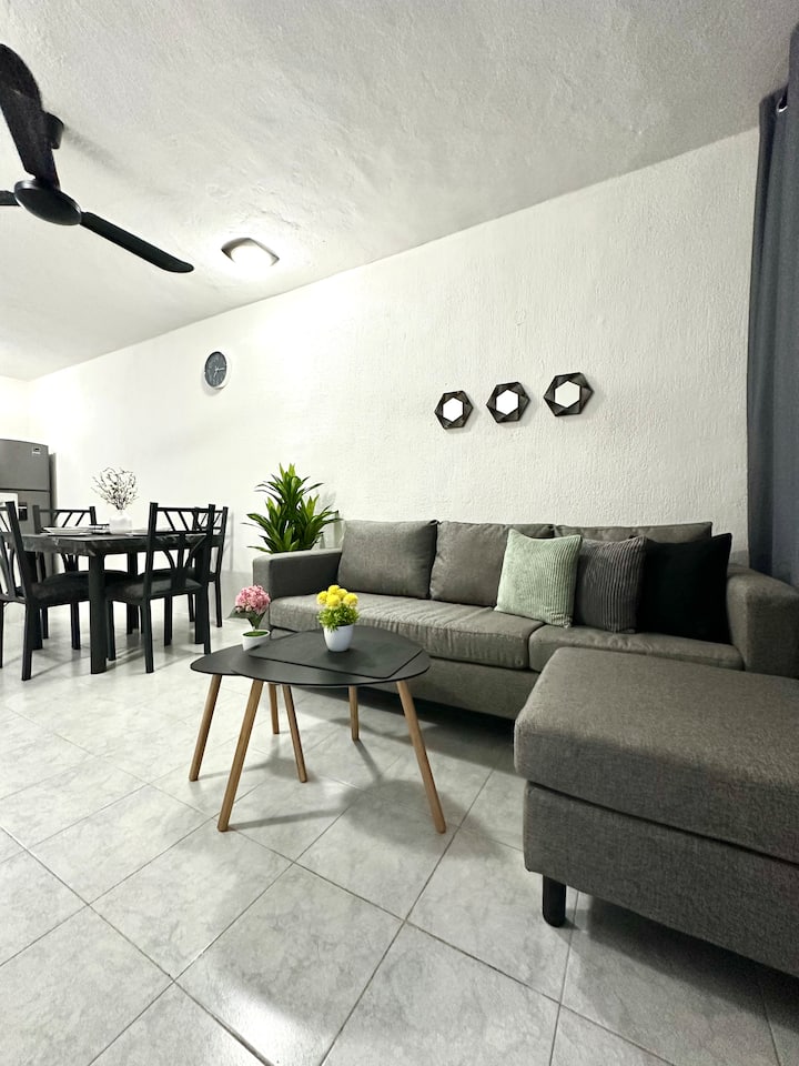 Bonita Y Cómoda Casa,a Unos Pasos De La Multiplaza - Chetumal
