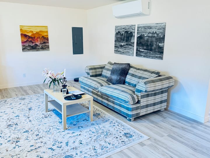 Master Suite W/ Ensuite Bathroom - Forks, WA