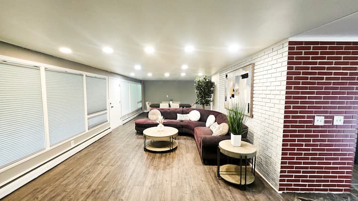 Spacious Fairbanks Getaway - Fairbanks, AK