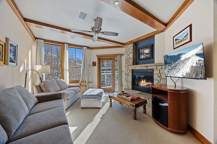 Palmyra Place: Ski In/out - Mountain Village, CO