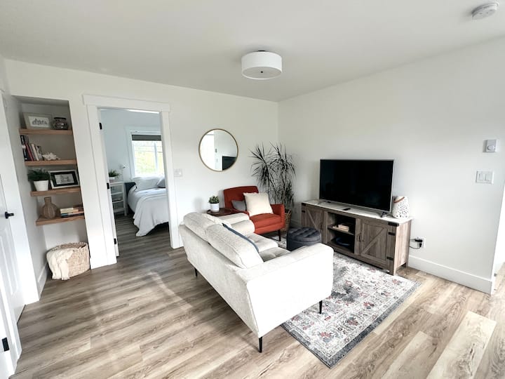 Quiet, Bright Guest Suite - Aldergrove
