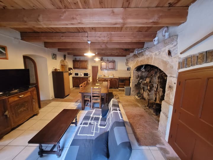 Au Cœur Des Gorges Du Tarn - Sainte-Énimie