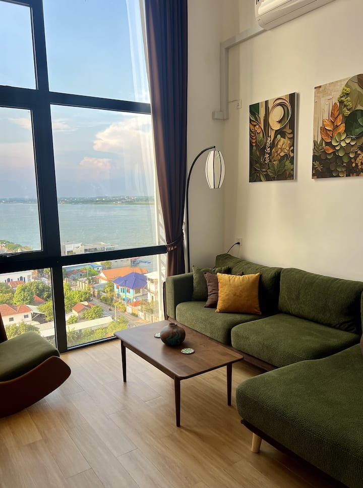 Beautiful Riverfront Loft Apartment | 9f - Cambodia