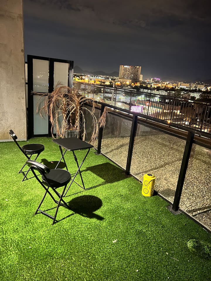 Downtown Phoenix Luxury Living - Phoenix, AZ
