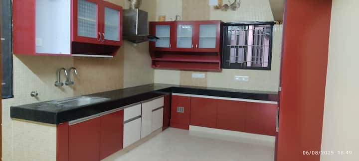 Peace Safe And Pleasent Stay - Coimbatore