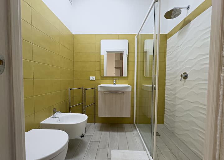 Elianto – Luce&comfort Con Patio - Gaeta