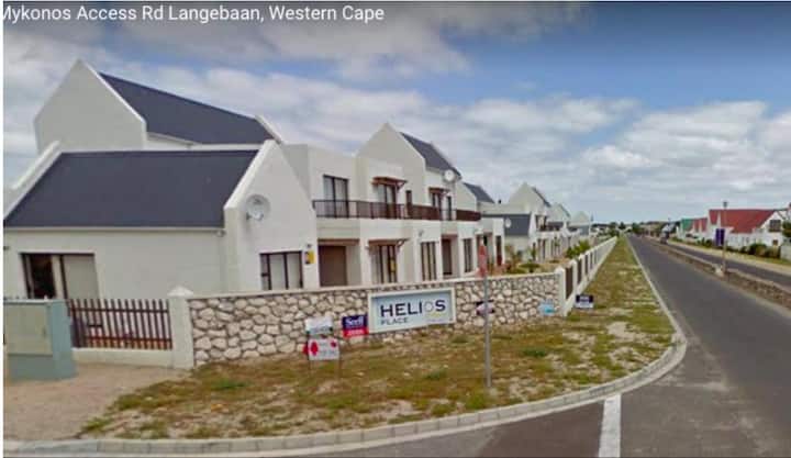 Langebaan Modern Family Home - Langebaan