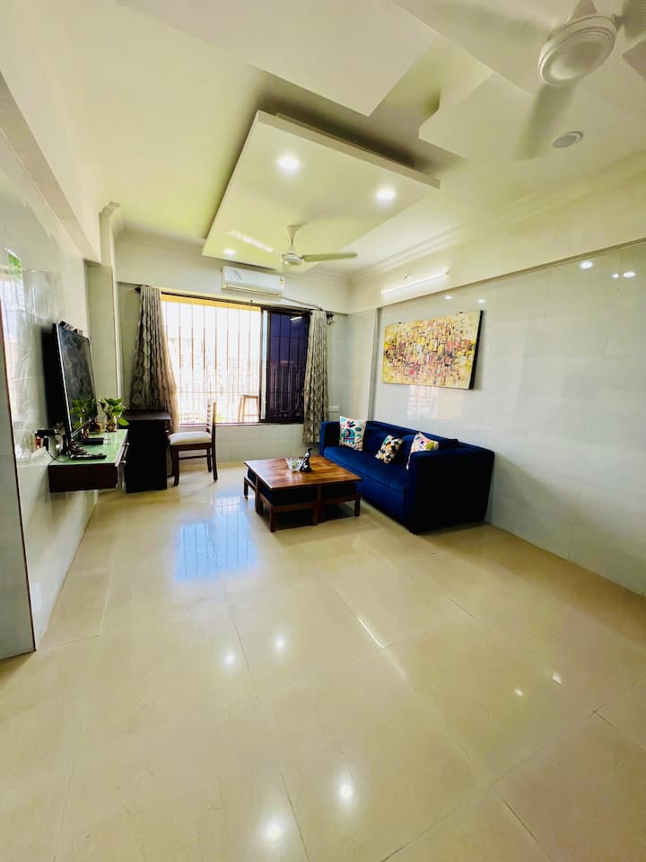 New 2 Bhk In Andheri West Near Kokilaben Ambani - Mumbai (Bombay)