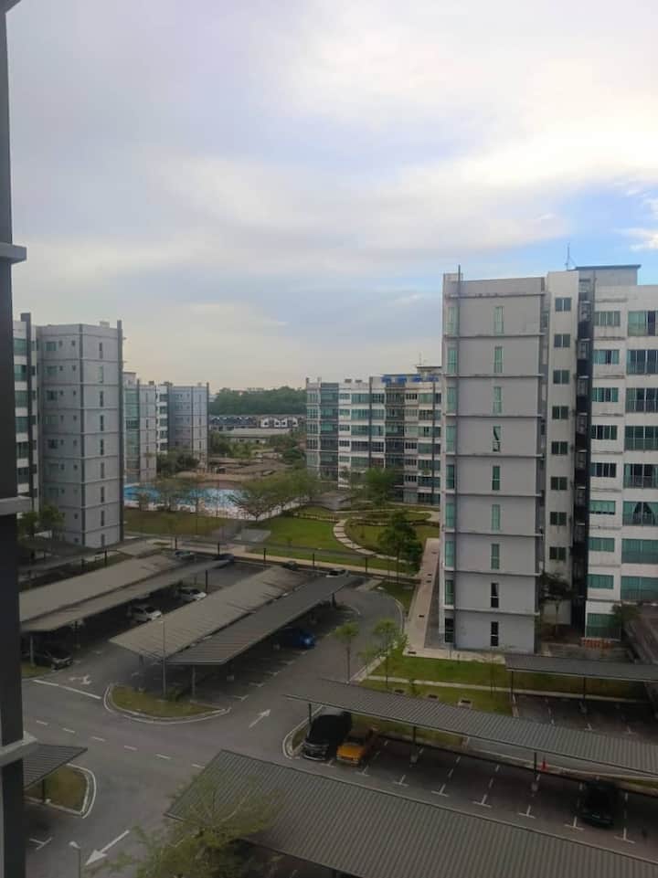 Liberty Grove |2 Mins From Airport| 3 Bedrooms - Kuching