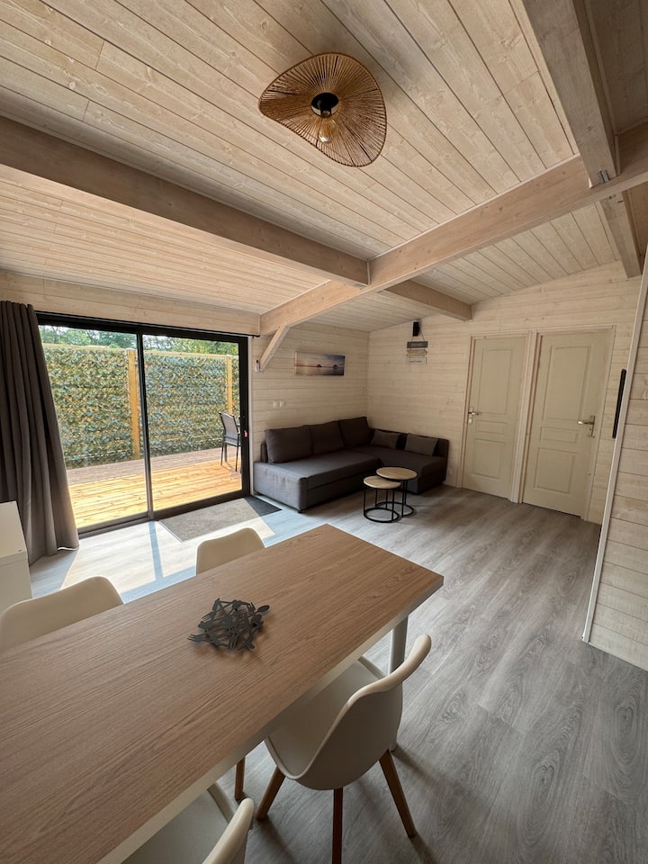 Chalet Moderne Et Chaleureux - Marcheprime