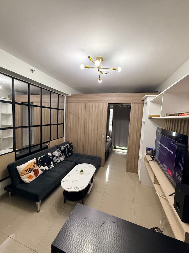 Affordable Staycation - Shore 2, Pasay Moa - Manila