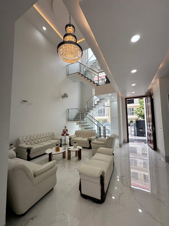 5bhk Luxury Villa In New Chandigarh - New Chandigarh