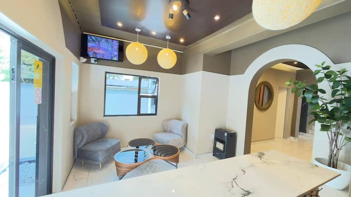 Nexus Luxury Lodge B(netflix,free Wifi,dstv) - Springs