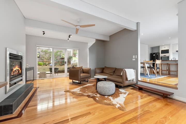 4 Bedroom Rosebud Retreat - Red Hill