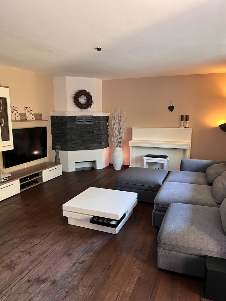 Arge Garden Flat In A Two-family House - Kaufbeuren