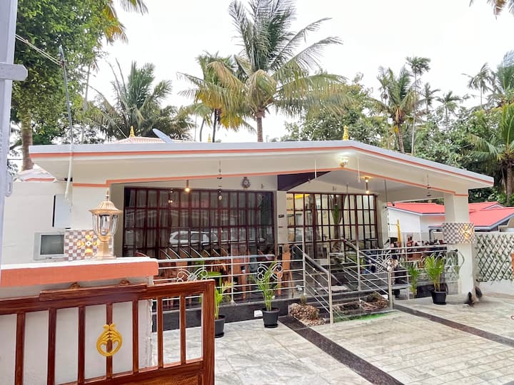 Monsoon Magic Homestay - Courtallam