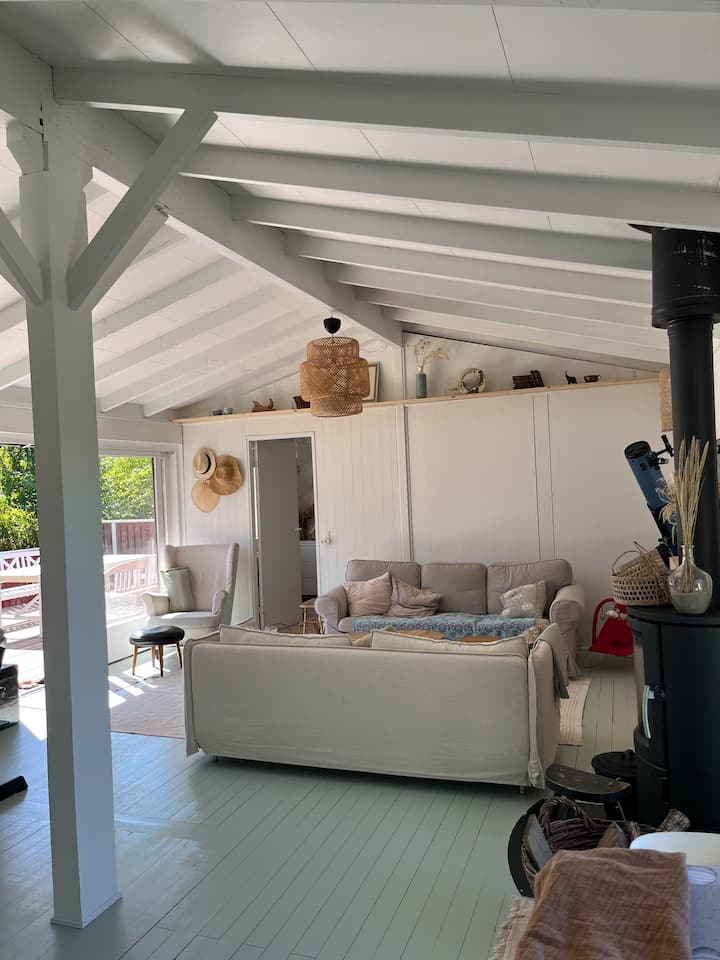 Lyst Og Rummeligt Sommerhus - Denmark