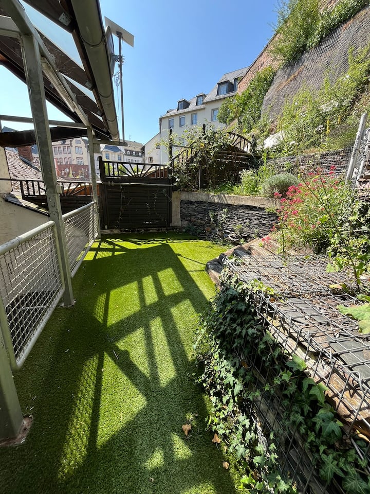 Dachgeschosswohnung Mit Terrasse - Saarburg