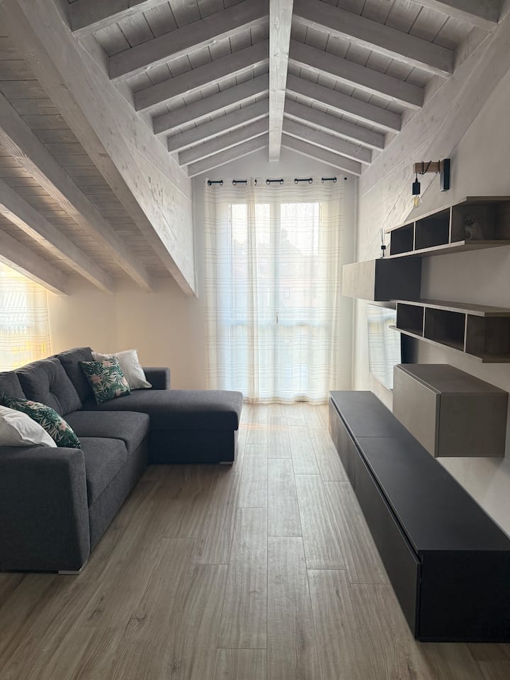 Appartamento Nuovo E Moderno 2 Camere 2 Bagni - Varese