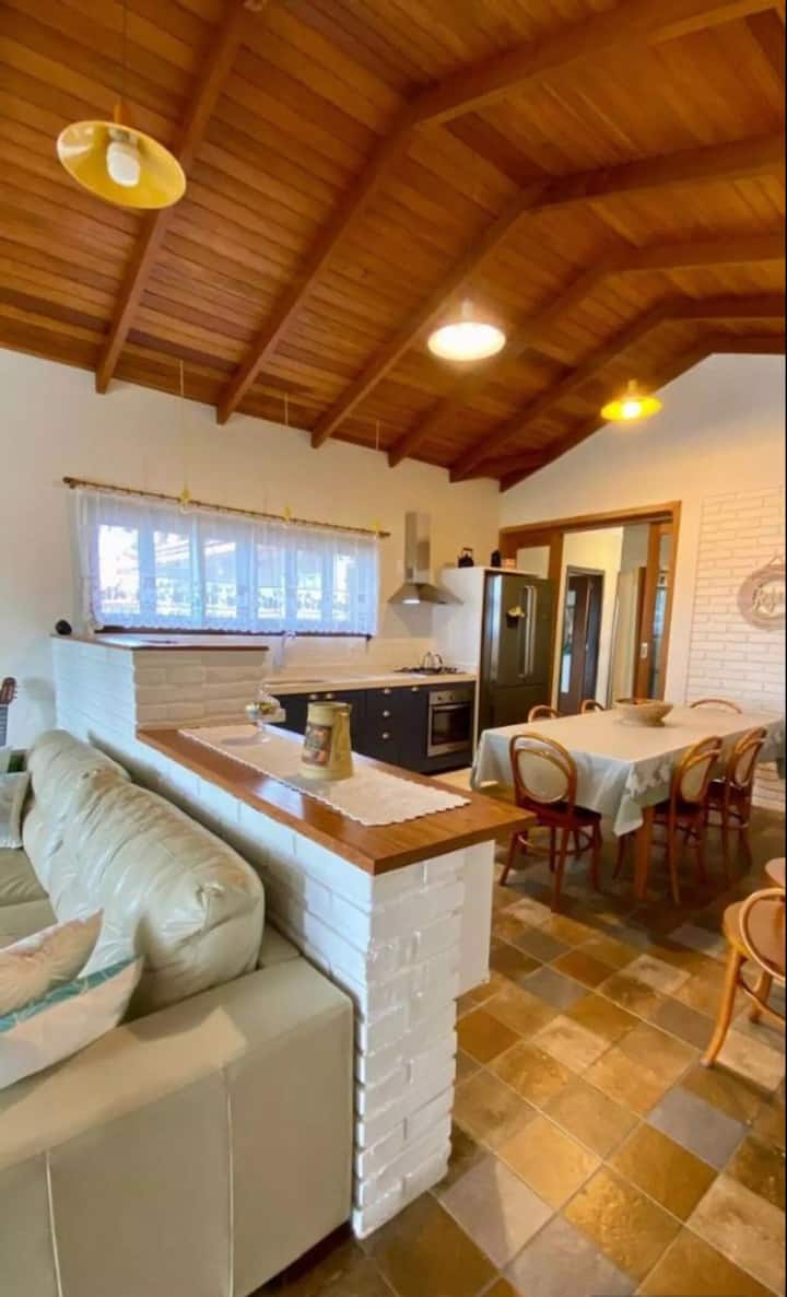 Casa Ampla Com Vista Para O Mar Em Barra Velha - Barra Velha