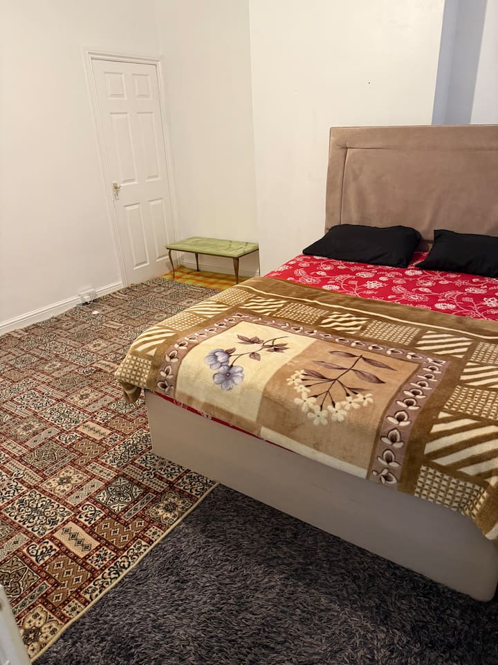 Room Available In Hanley St12hy - Stoke-on-Trent