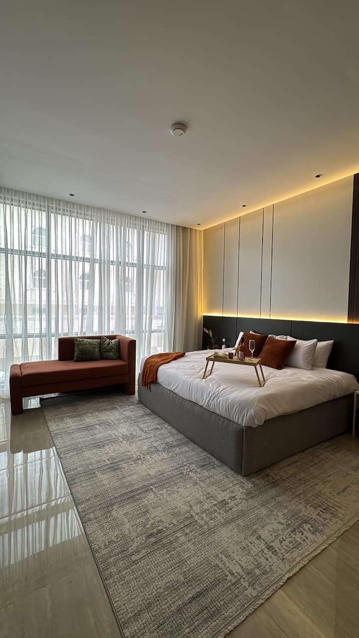 Laira Studio - Madinah