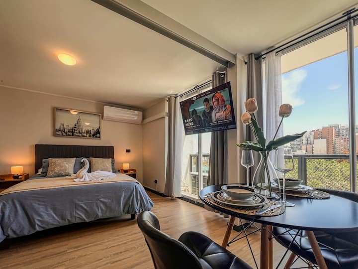 Loft Con Vista En Santiago Centro A Pasos Metro - Santiago (Chile)