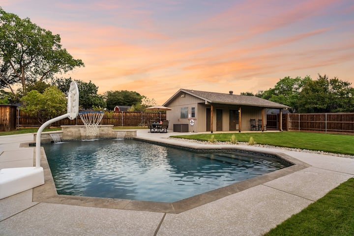 Amazing Pool-fun For Kids-relaxing-family-dfw - 弗洛爾蒙特