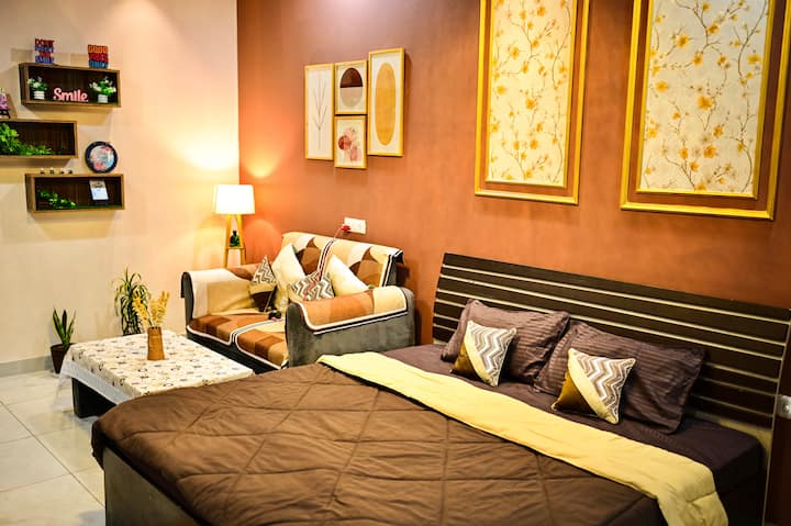 Haven Hideout | Nr. Spectrum Mall & Metro | Sec 75 - Noida