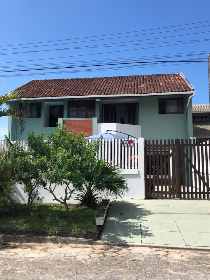 Sobrado Com Piscina 100m Do Mar - Matinhos