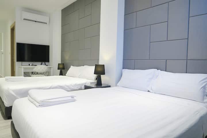 Comfy 2-qb Studio Apt/wifi @ Somerset/orchard Area - Singapore